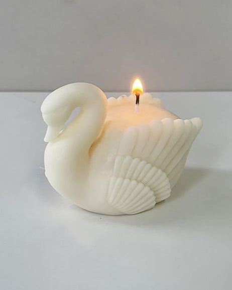 Swan Candle🦢 – Candleit